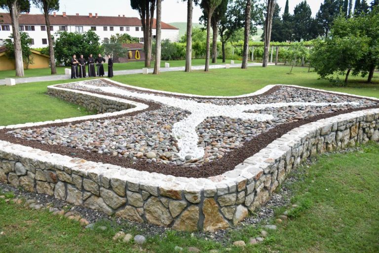 Humac: Prvi privremeni zavjeti – Franjevačka provincija Presvetog ...